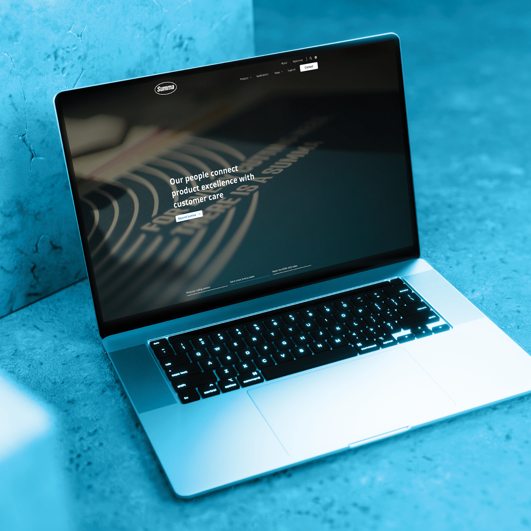 Home | Roll-Fed Cutters | Flatbed Cutters | Laser Cutters | Summa